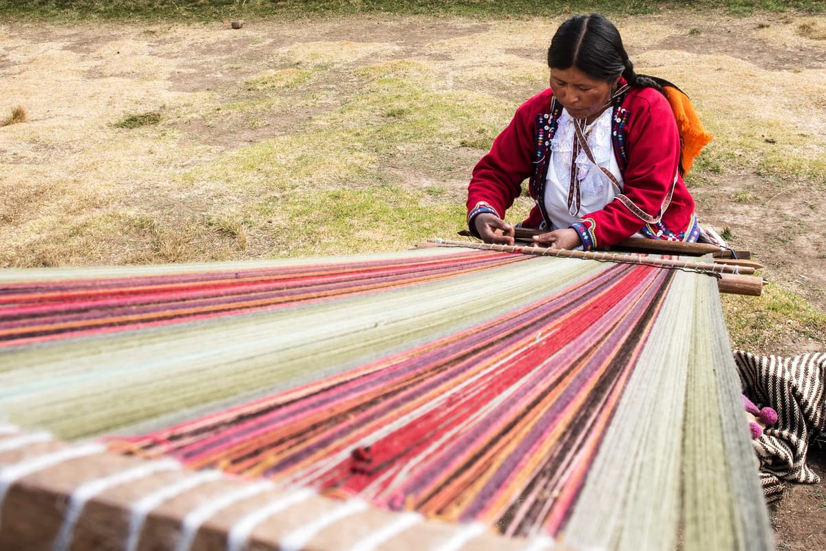 Cusco's Center for Traditional Peruvian Textiles - THE KINDCRAFT