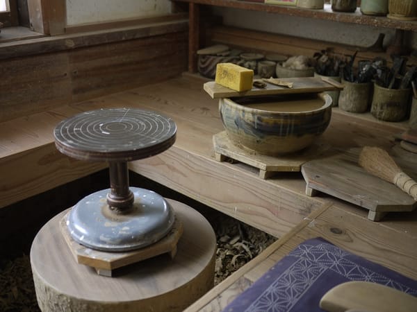 Mashiko Pottery - THE KINDCRAFT